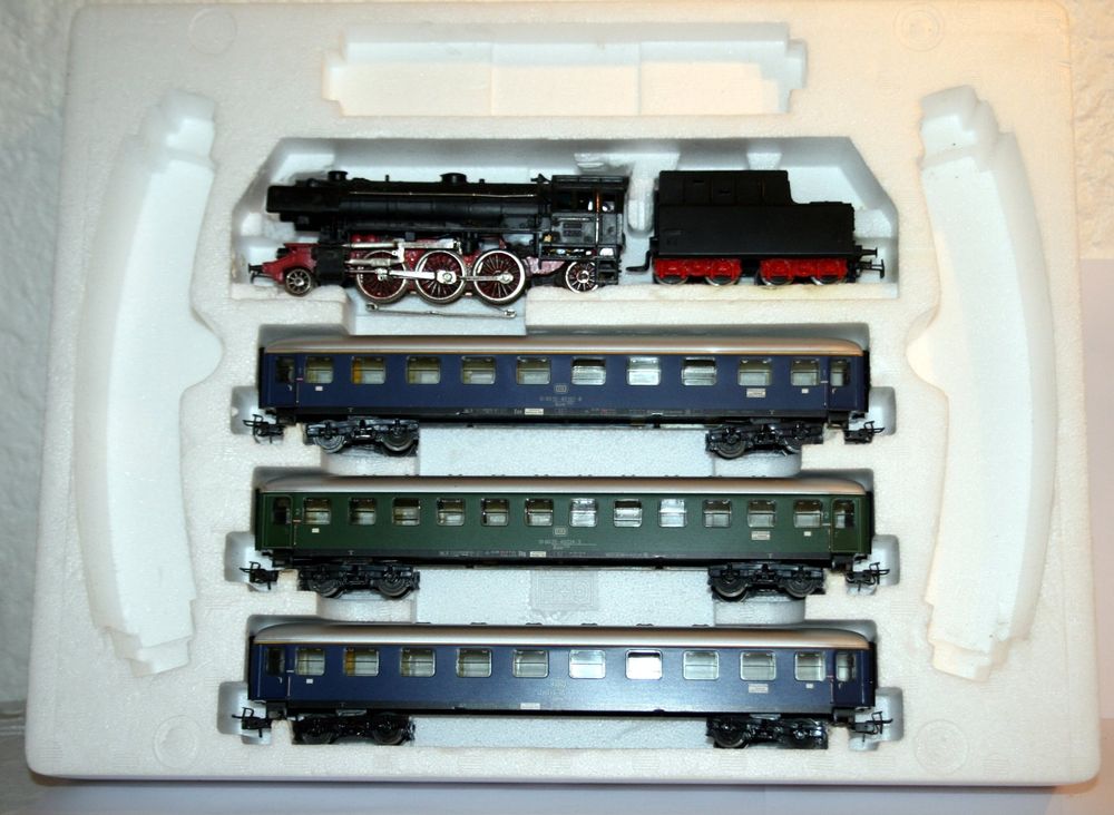 Primex-Set (Märklin) D-Lok 23014 plus 3PW 24 cm (Gebraucht) in Bern für ...