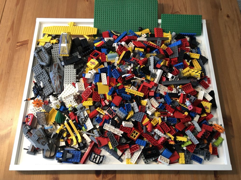 Grosses Lego Paket 7kg, Diverse Sets, Figuren etc (Gebraucht) in für ...