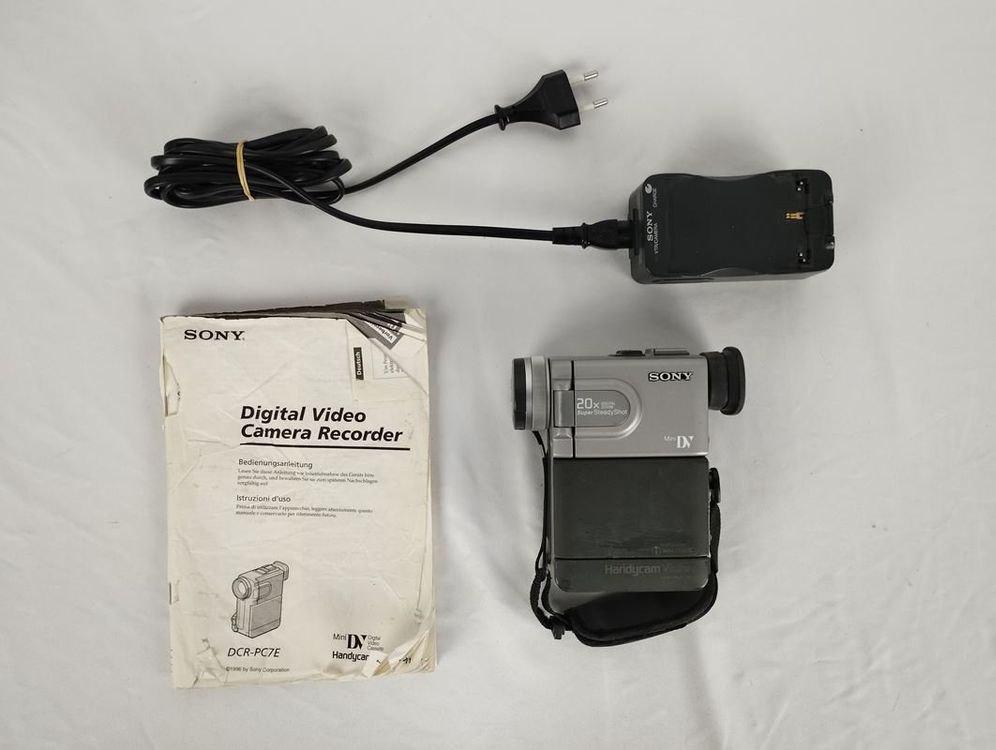 DCR-PC7E SONY Digital Video Camera Recorder | Kaufen auf Ricardo