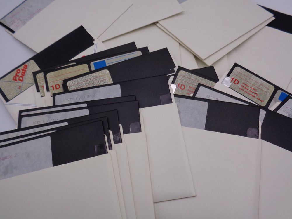 ATARI 400/800/XL/XE - 25 STÜCK DISKETTEN 5,25" (Defekt) in Zellerndorf ...