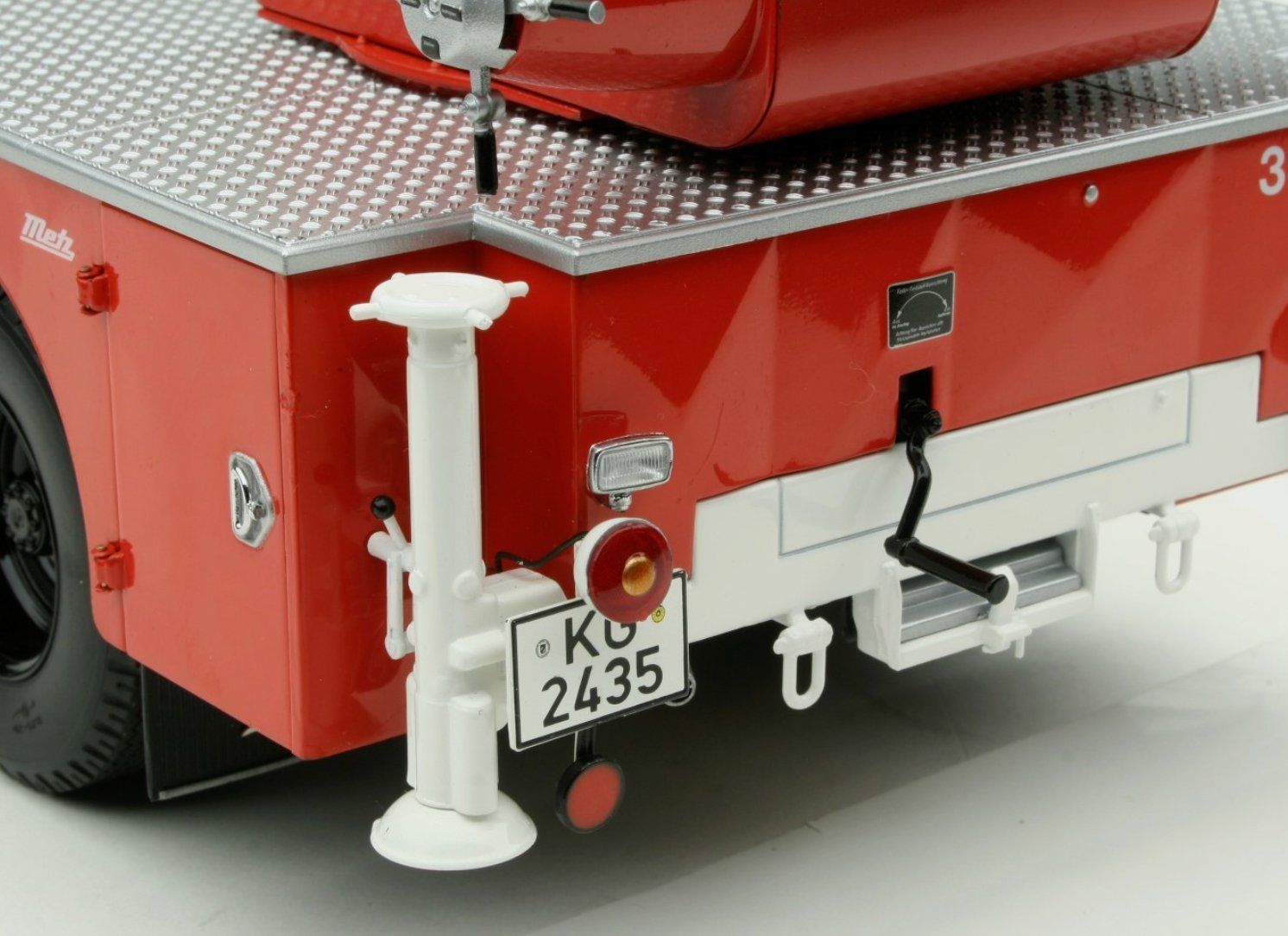 Schuco 1:18 | Mercedes-Benz L322 Fire Truck #00155 (Neu und ...