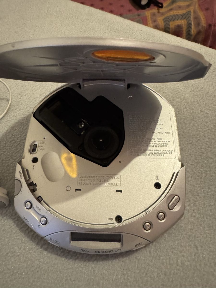 Sony Walkman D-E340 CD-Player tragbar - Top Zustand! (Gebraucht) in ...