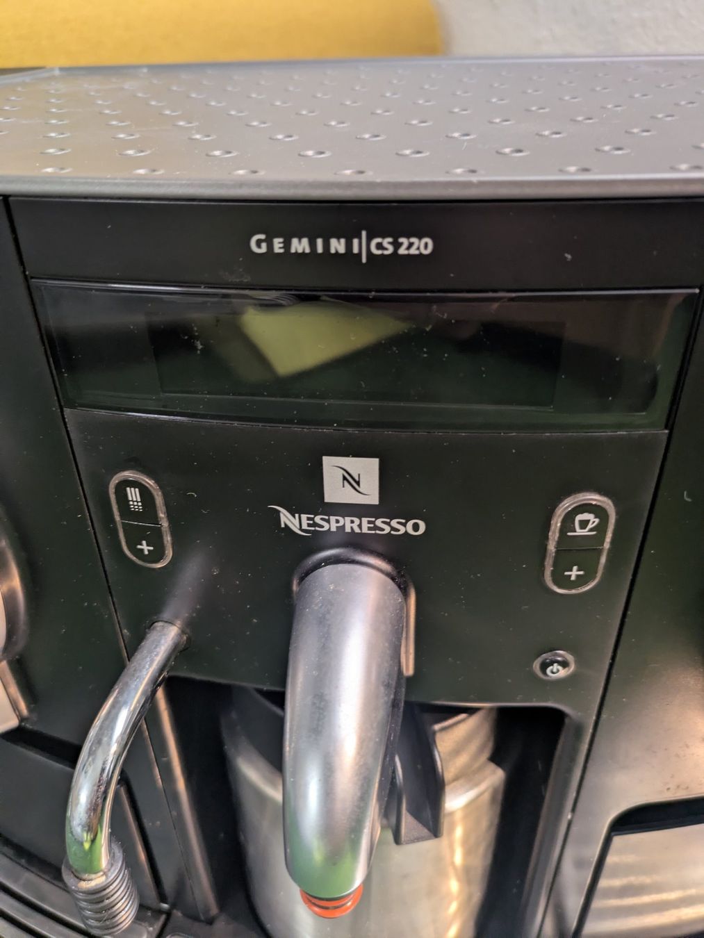 Nespresso Professional CS220 Kaffeemaschine -Top Zustand! (Gebraucht ...