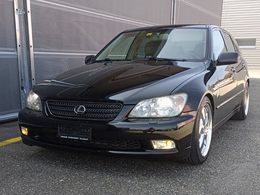 Lexus IS300 Sportcross | Kaufen auf Ricardo