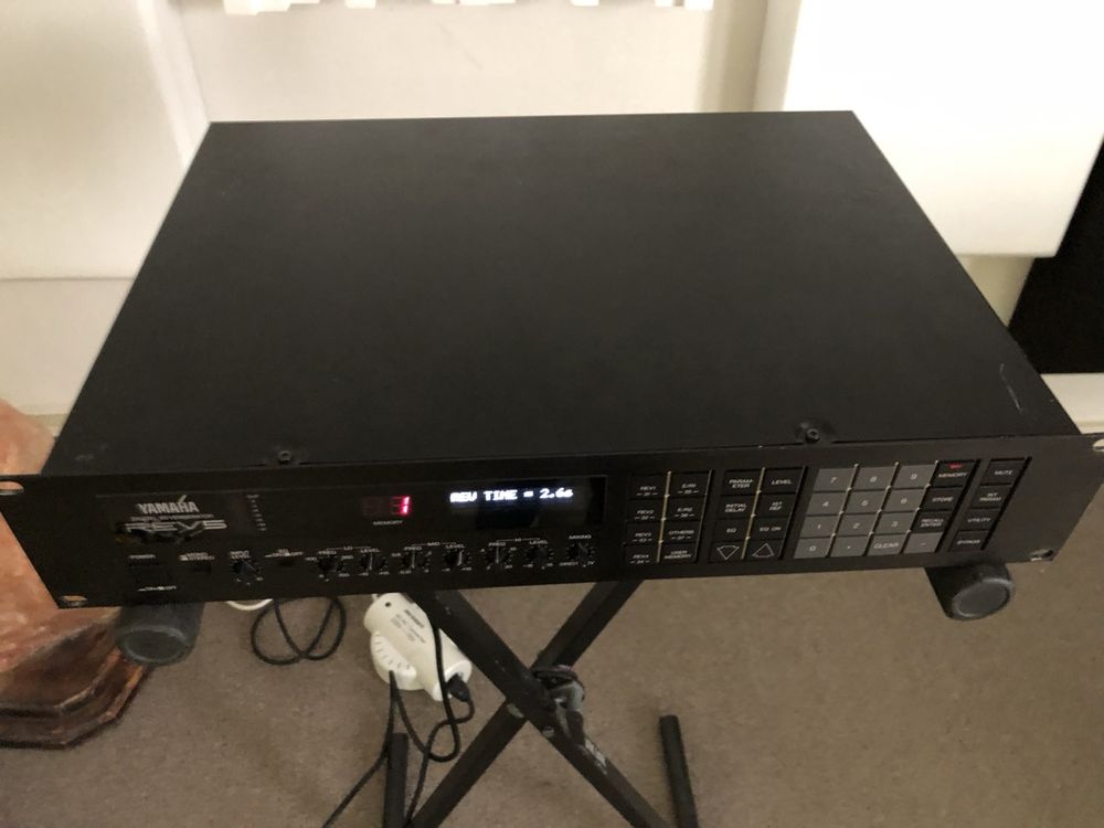 Yamaha REV 5 - Hallgerät der Spitzenklasse (Gebraucht) in für CHF 395 ...
