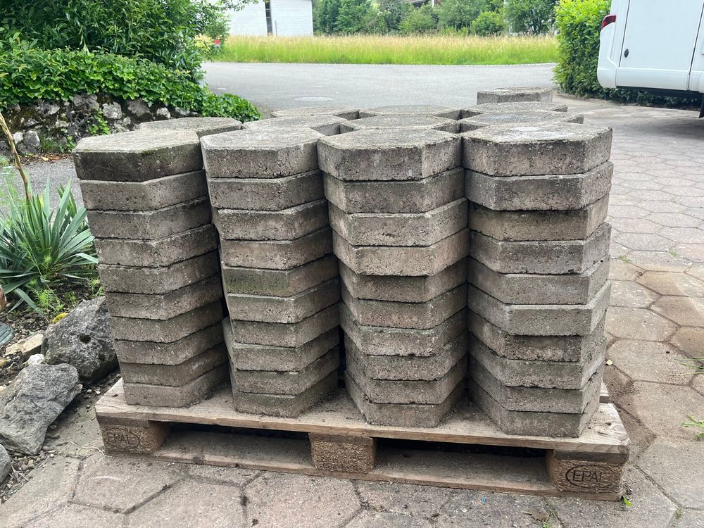 Creabeton Verbundsteine Omega rot (Gebraucht) in Hubersdorf für CHF 50 ...