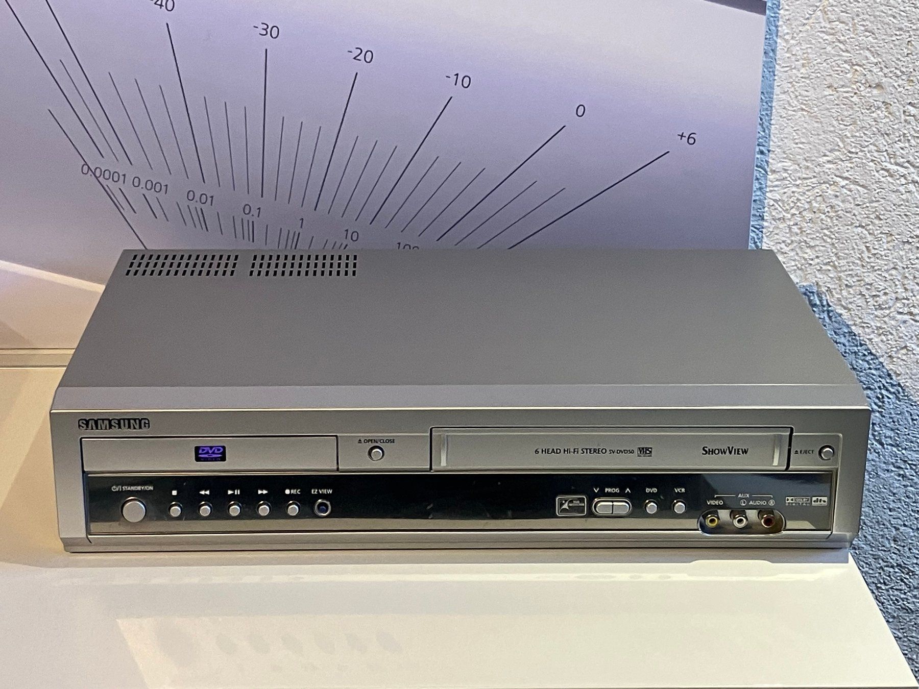 Magnétoscope VHS Samsung SV-DVD50 (D'occasion) à Delley pour CHF 40 ...