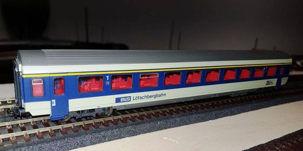Roco H0 44474 EW IV Personenwagen A, 75 Jahre BLS, UIC (Neu und ...
