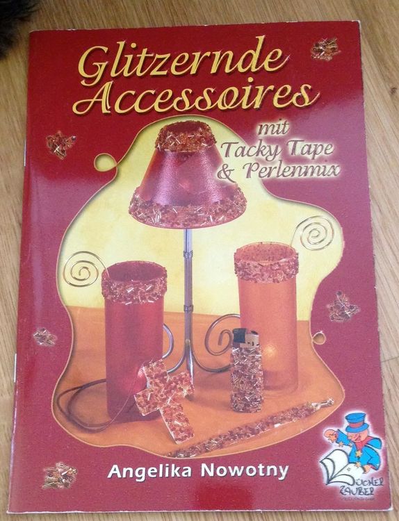 GLITZERNDE ACCESSOIRES M.TACKY TAPE PERLENMIX (Neu (gemäss Beschreibung ...