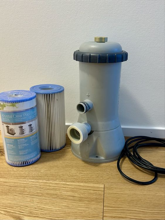 Intex Poolpumpe Krystal Clear (Gebraucht) in Reichenburg für CHF 25 ...