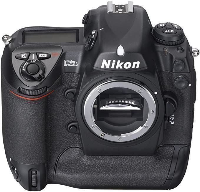 Nikon D2Xs BODY mit 6.338 AUSLÖSUNGEN | Kaufen auf Ricardo