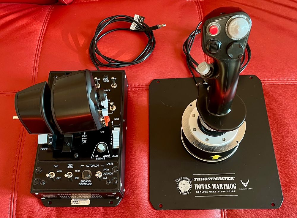 THRUSTMASTER TM - Hotas Warthog Flightstick + Schubkontrolle | Kaufen ...