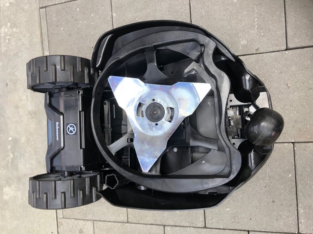 RASENMÄHER ROBOTER RC308U Robomow | Kaufen auf Ricardo