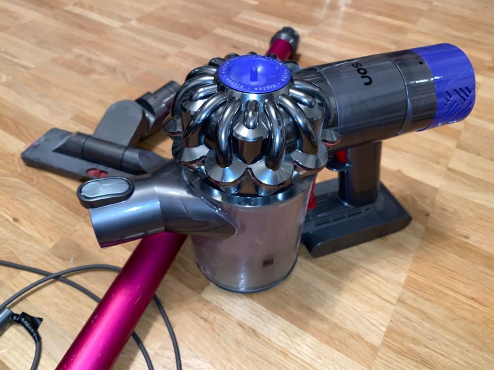 Dyson SV05 - Staubsauger (Defekt) in Rotkreuz für CHF 23 – mit ...