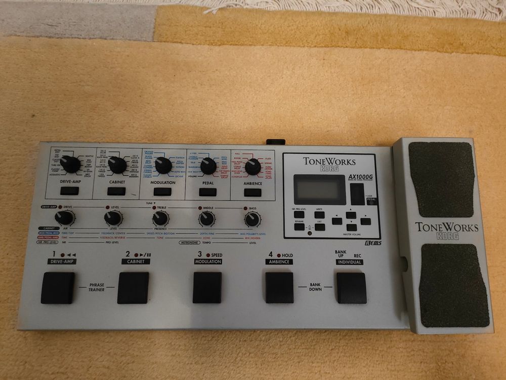 Korg Ax1000g (Gebraucht) in Yverdon-les-Bains für CHF 89 – mit ...
