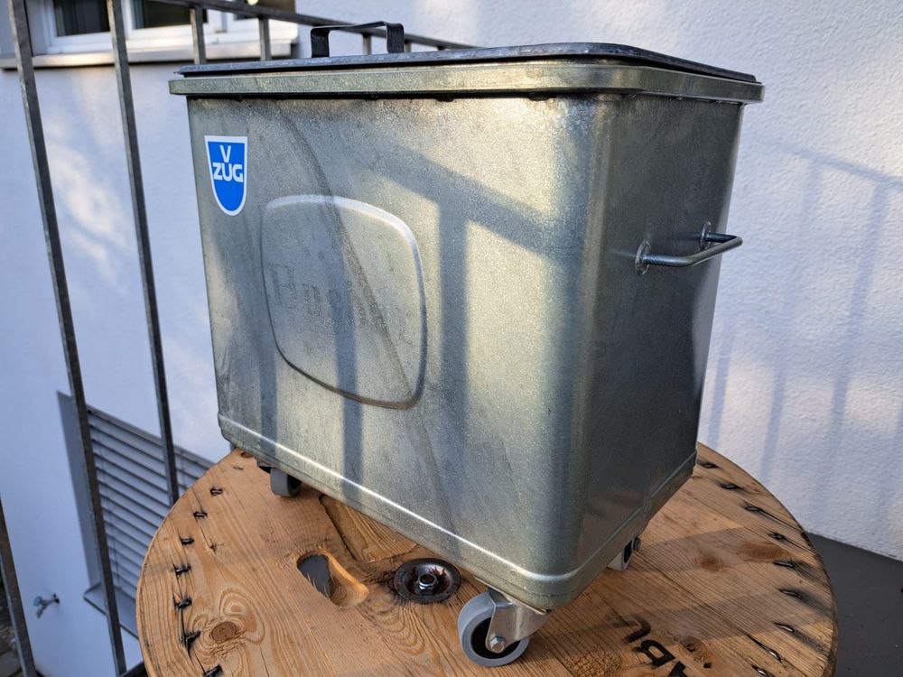 V-Zug Mini Container mit Rollen, verzinkt, stabil (Gebraucht) in ...