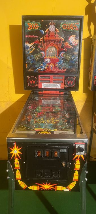 Flipper Big Guns Williams, defekt (Defekt) in Dänikon ZH für CHF 1451 ...