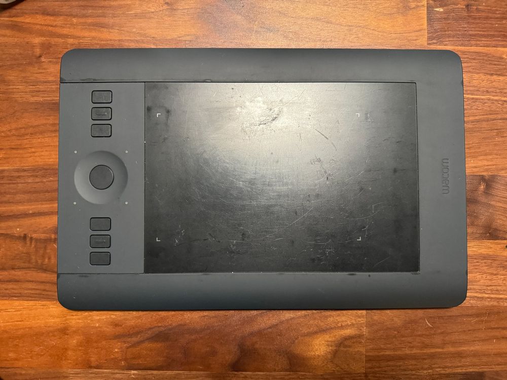 Intuos PRO Small - Pen Tablet PTH-451 | Kaufen auf Ricardo