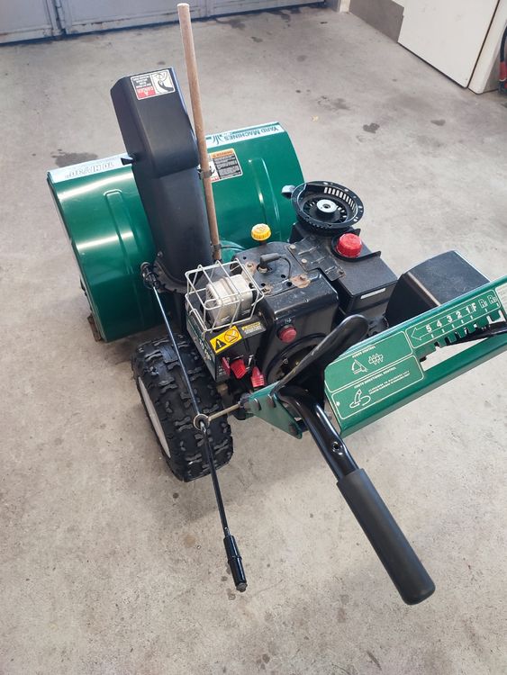 MTD Schneefräse mit 10ps Tecumseh Motor (Defekt) in Bilten für CHF 166 ...