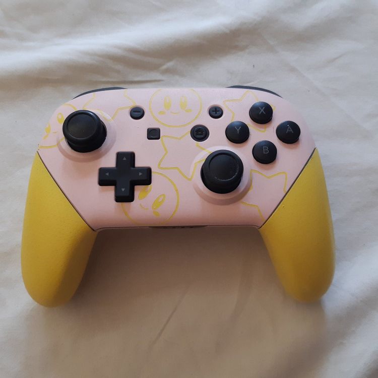 Switch Pro Controller - Kirby Design | Kaufen auf Ricardo