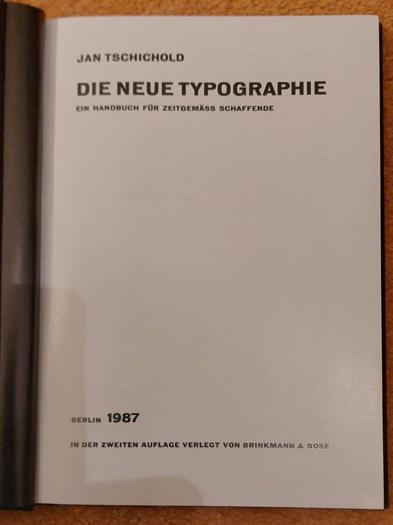 DIE NEUE TYPOGRAFIE. 2. Auflage 1987. NEU originalverpackt. (Neu und ...