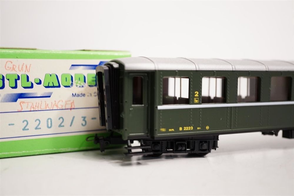 3∆ STL 2202/3 RhB PW 2. Kl grün BN 2223 (Gebraucht) in Uetendorf für CHF 19 – mit Lieferung auf ...