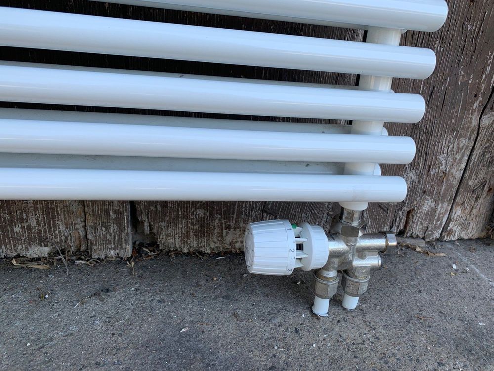 Ein Arbonia Handtuchradiator Heizkörper / Badheizkörper (Gebraucht) in Wallisellen für CHF 126 ...