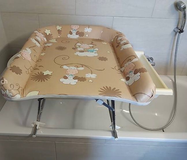 Wickeltisch Fur Badewanne