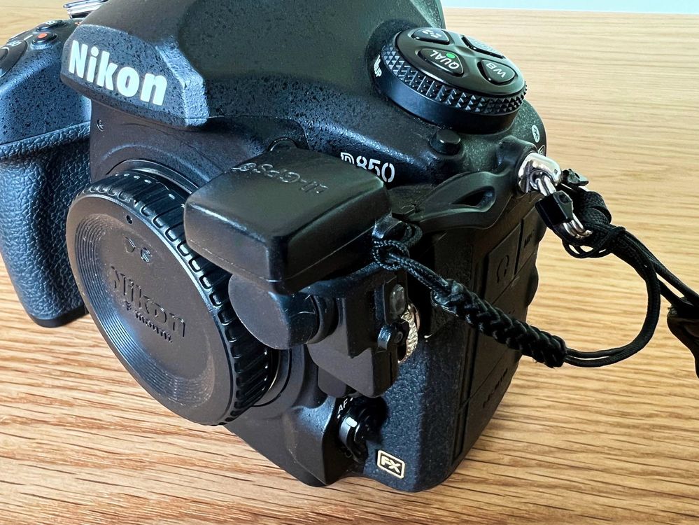 Nikon D850 mit GPS und Objektiv Tamron AF 24-70mm 2.8 Di V6 (Gebraucht ...