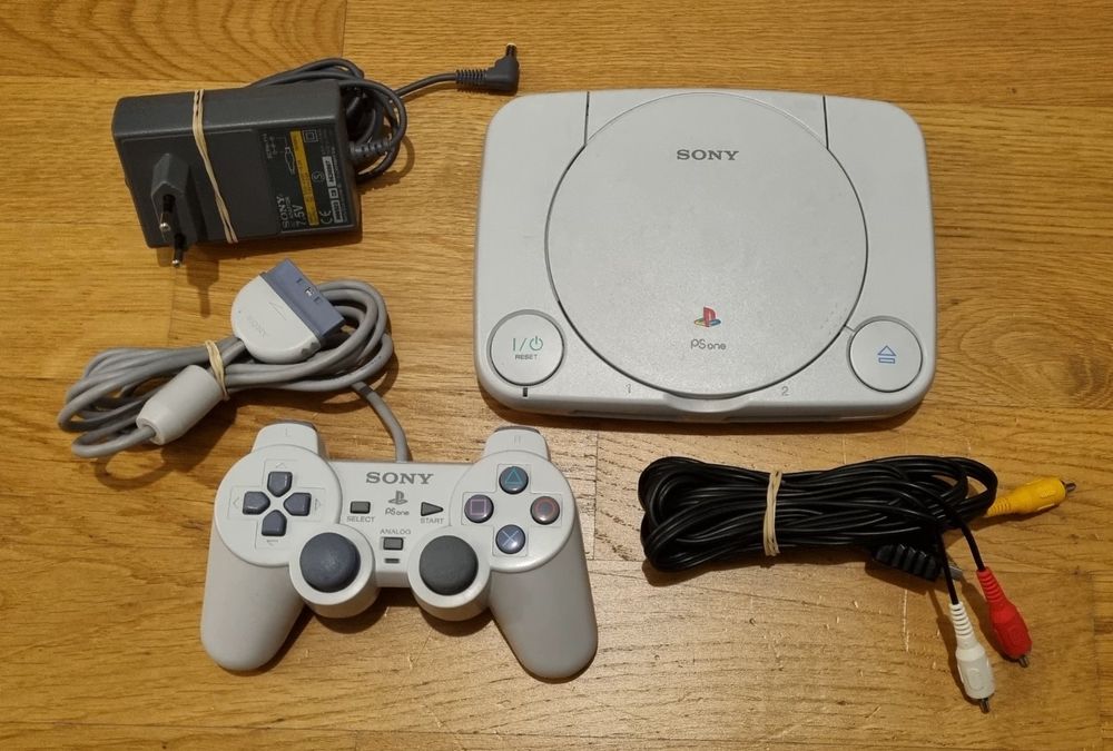 Sony Playtation One/ PS One mit controller (Gebraucht) in Genève für CHF 49.9 – mit Lieferung ...