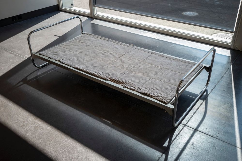 Alfred Roth Bett Embru Stahlrohrbett Le Corbusier: (Gebraucht) in ...