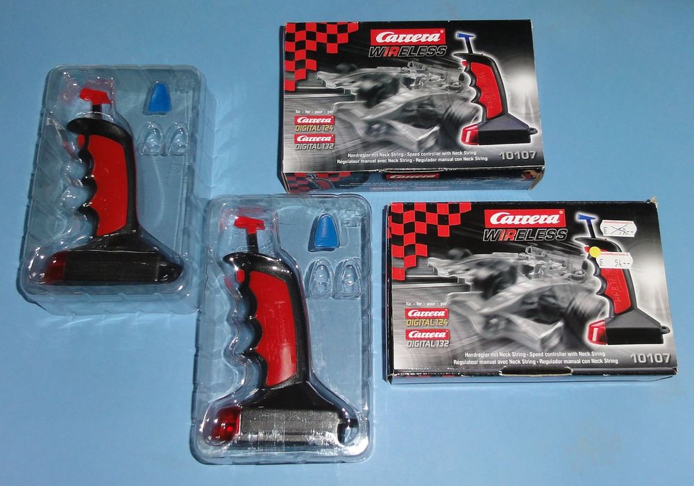 2 Stück Carrera Wireless Controller für Digital 124/132 (Gebraucht) in ...