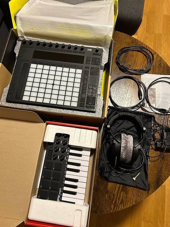 Ableton Push 2 + Live 12 Standard + MPK mini + Beyerdynamic (Gebraucht ...