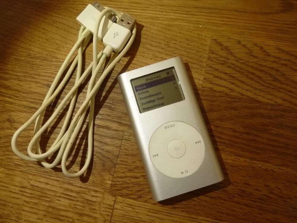 Apple iPod Genuine 4GB model A1051 – Silver (Gebraucht) in Hochfelden ...