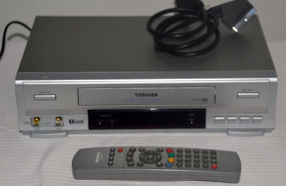 magnétoscope VHS Toshiba V-232F (Gebraucht) in für CHF 78 – mit ...