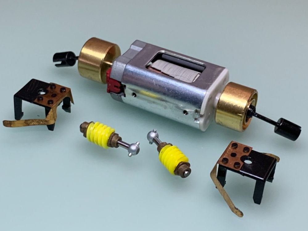 ROCO MOTOR SBB CFF Re 4/4 II inkl. Kardanwelle, Zahnräder,.. (Neu ...