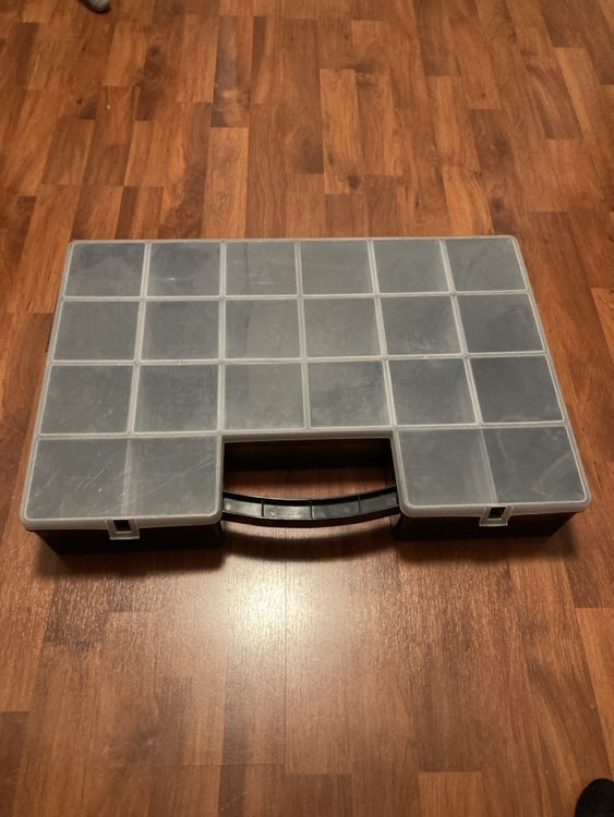 Praktische Aufbewahrungsbox mit Sortierfach XXL (Gebraucht) in ...