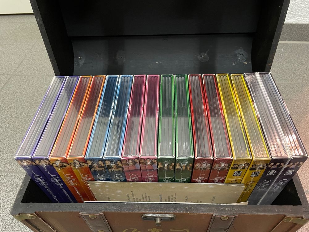Charmed (Box, komplette Serie) (Neu und originalverpackt) in Niederhasli für CHF 50 – mit ...