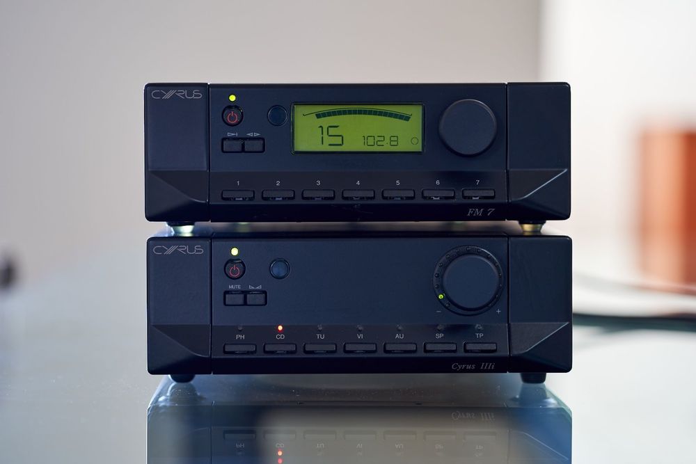 Cyrus 3i + Tuner FM7 mit Fernbedienung (Gebraucht) in Volketswil für ...