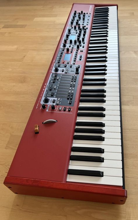 NORD STAGE 3 88 inkl. Soft-Case mit Rollen (Gebraucht) in Rünenberg für ...