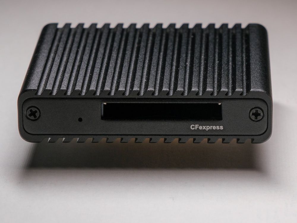 Cfexpress Typ-b Kartenleser Mit Usb 3.2 (gen 2), Ib-cr404-c3 (gebraucht 