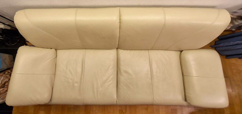 2er und 3er Leder Sofa mit Hocker | Kaufen auf Ricardo