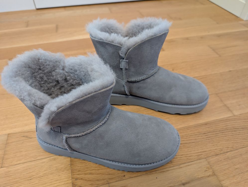 UGG Australia W Classic Mini Bailey Button II Grey Boots 37 (Neu (gemäss Beschreibung)) in ...