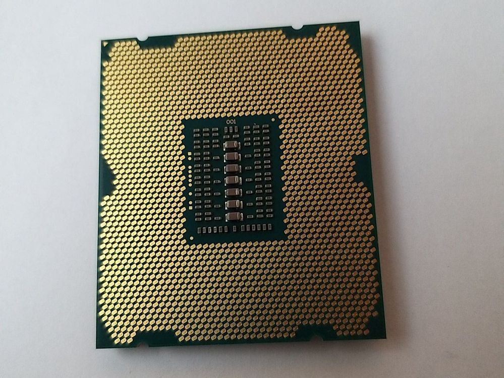 CPU Intel Xeon E5-2680v2 | Kaufen auf Ricardo