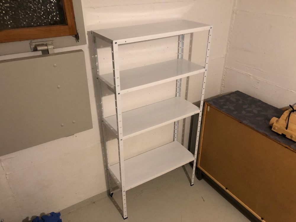 Schraubregal, Stahl Regal, 45 kg Belastbarkeit pro Tablar (Gebraucht ...