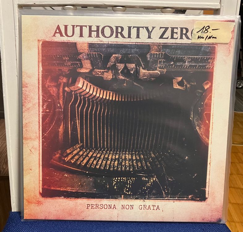 Authority Zero – Persona Non Grata (Vinyl / LP) (Gebraucht) in Maienfeld für CHF 18 – mit ...