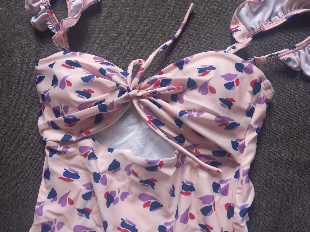 Badeanzug Vintage Stil - Maillot de bain Vintage Floral (Neu und originalverpackt) in Bremblens ...