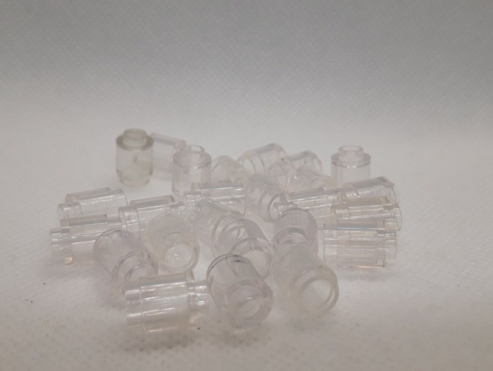Lego 25 Stk. Brick, Round 1x1 (transparent clear) (Gebraucht) in Inwil ...
