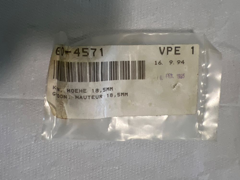 Sig Stgw 90 (Neu und originalverpackt) in Lausanne für CHF 50 – mit ...