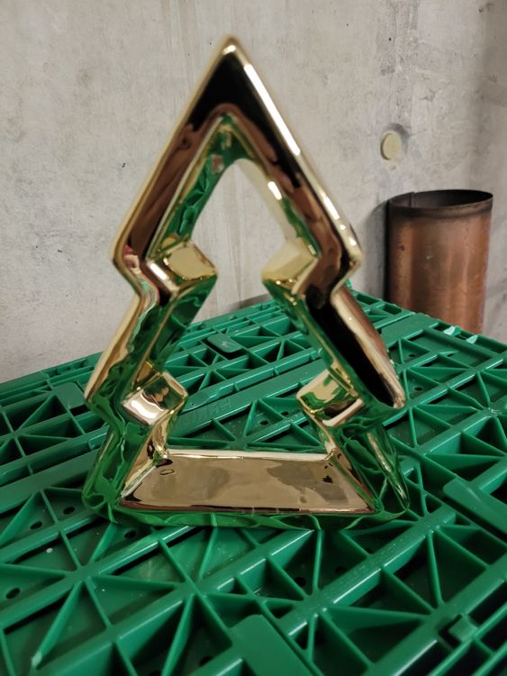 Tanne gold ab 4.90 fr. / w 134 (Neu und originalverpackt) in Ulisbach ...